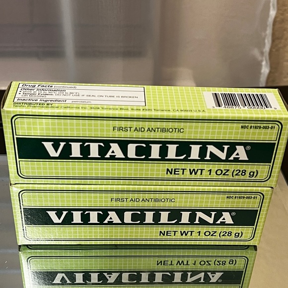 Vitacilina | Other | Vitacilina First Aid Ointment Oz Each Box Good For ...